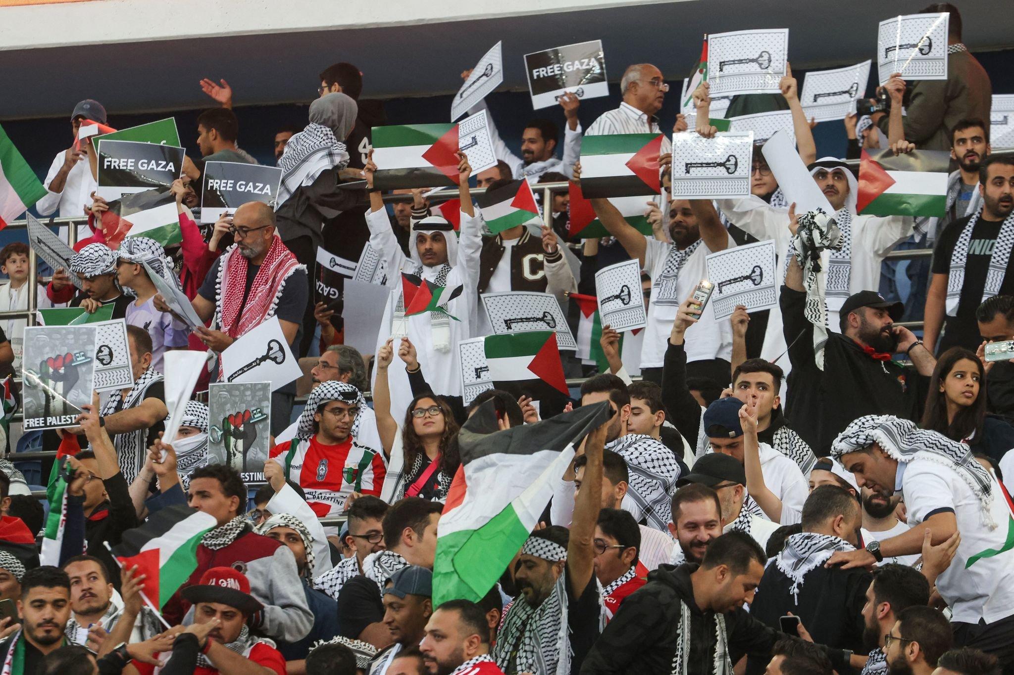 حضور جماهيري عربي منتخب فلسطين يخسر من أستراليا بهدف في تصفيات كأس