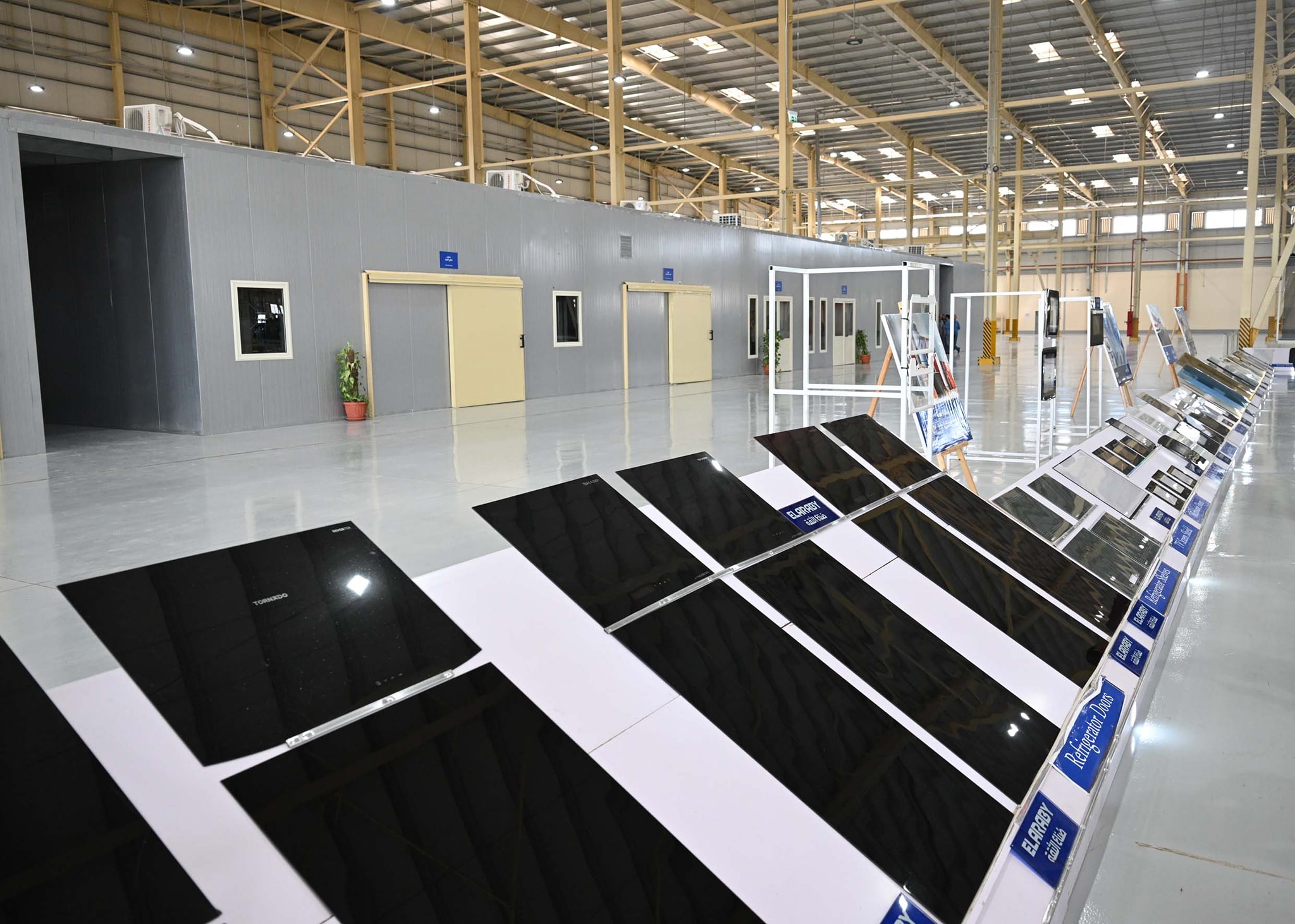 رئيس الوزراء يتفقد مصانع "العربي" ويزور موقع أكبر مشروع للثلاجات بمصر وأفريقيا - موقع بصراحة ...